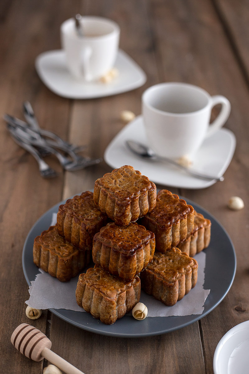 Mooncake lotus seed paste 41 Frances Menu